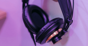 Which Is The Best Headphone Color For You? - Sound & Solitude